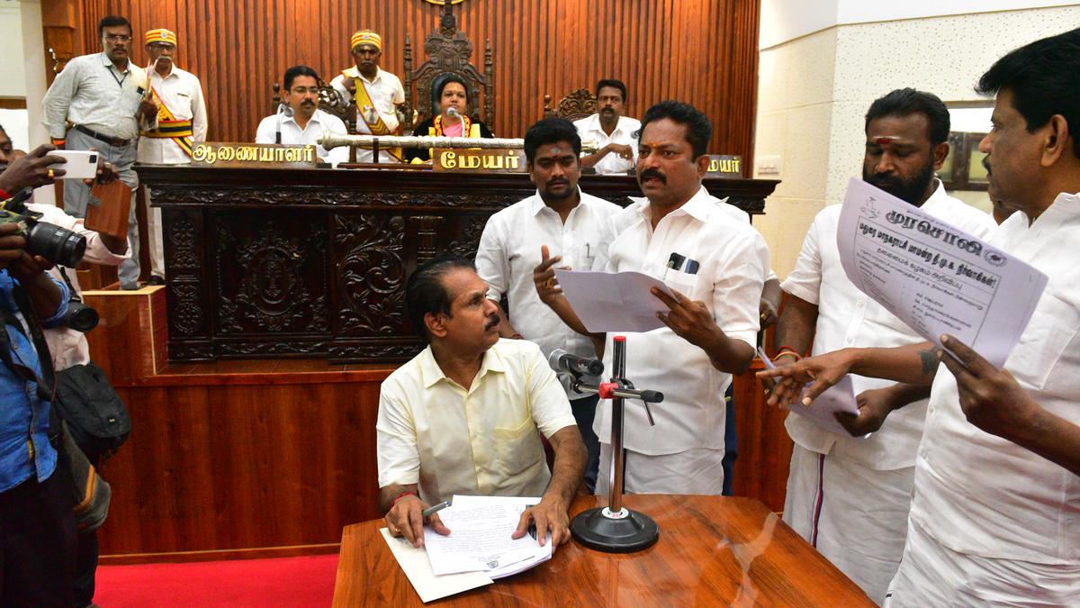 Intra-party feud out in the open as DMK councillors challenge Mayor ... Intra-party feud out in the open as DMK councillors challenge Mayor ...